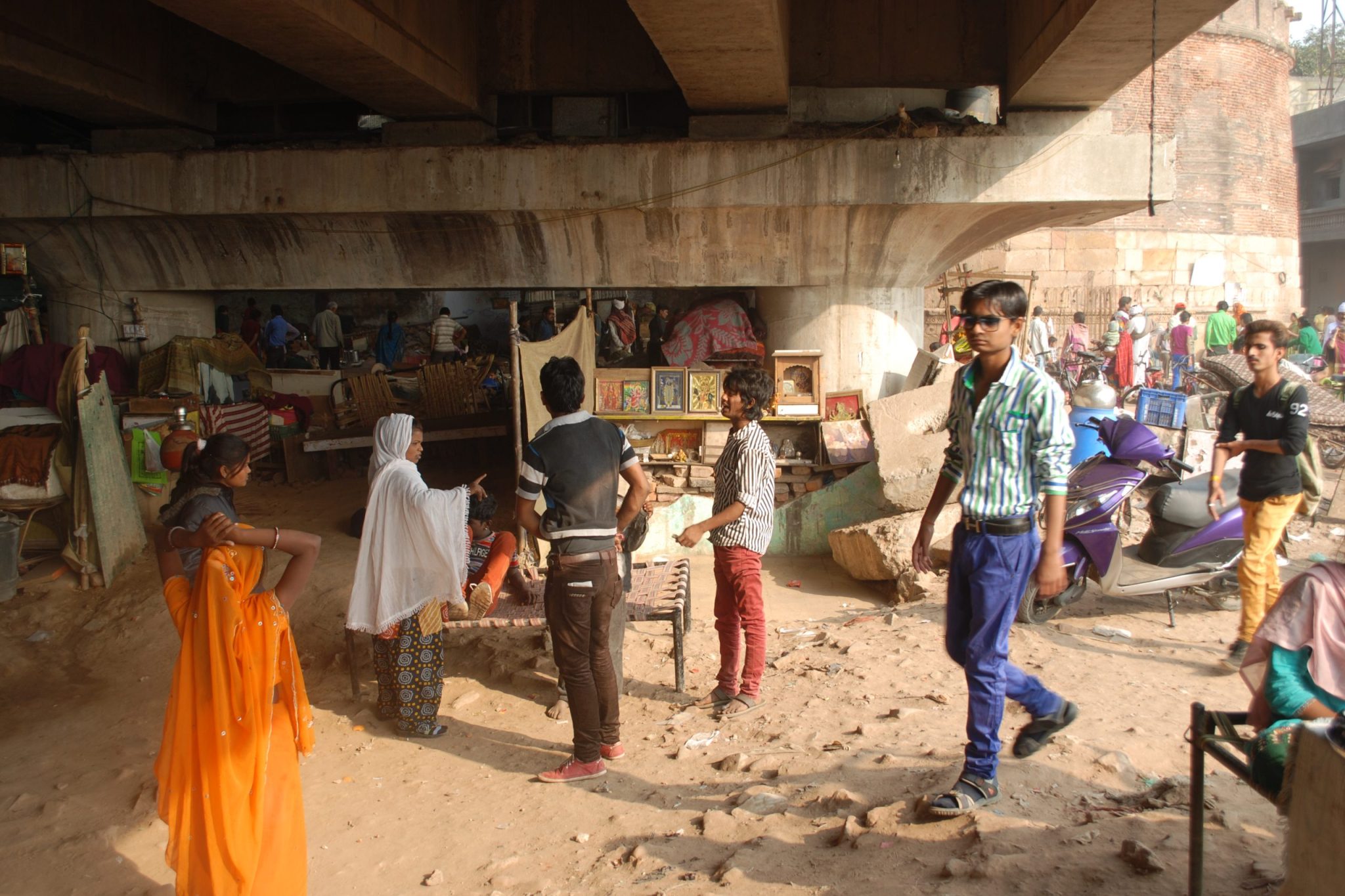 CASE STUDY: GUJARI BAZAAR - Visual Culture